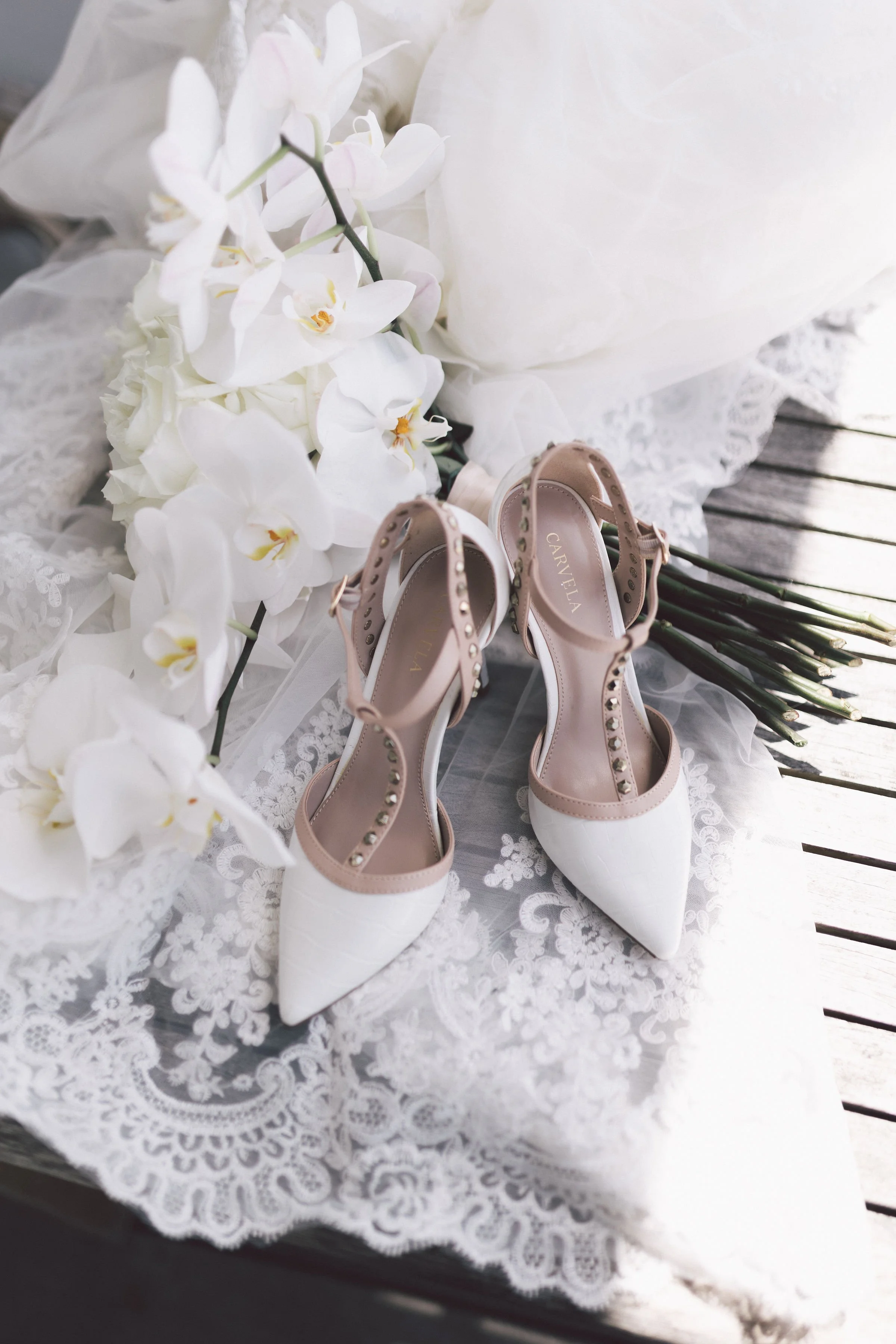Mia & Mark | Newcastle Wedding | Noahs on the Beach