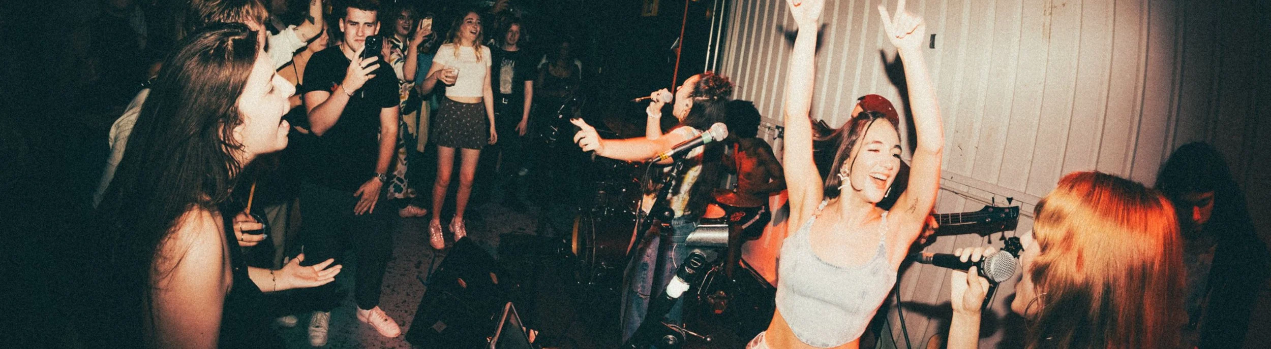 BLUE FLAME PRESENTS: GIRL BANDS VS BOY BANDS — Peckham Levels