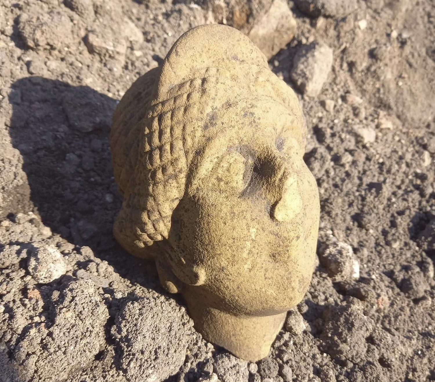 Roman head discovered during the Carlisle dig! — My Classics Portal
