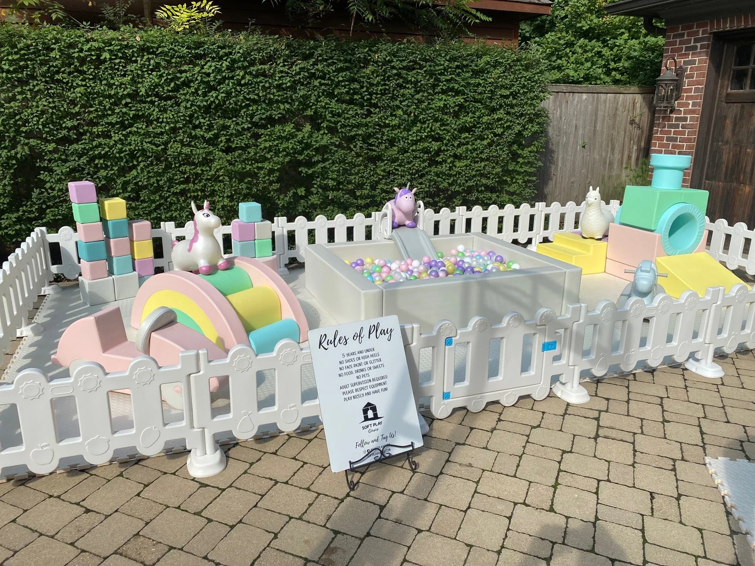 Chicago's Luxury Soft Play Rentals, Ball Pits and Bouncy House Rentals