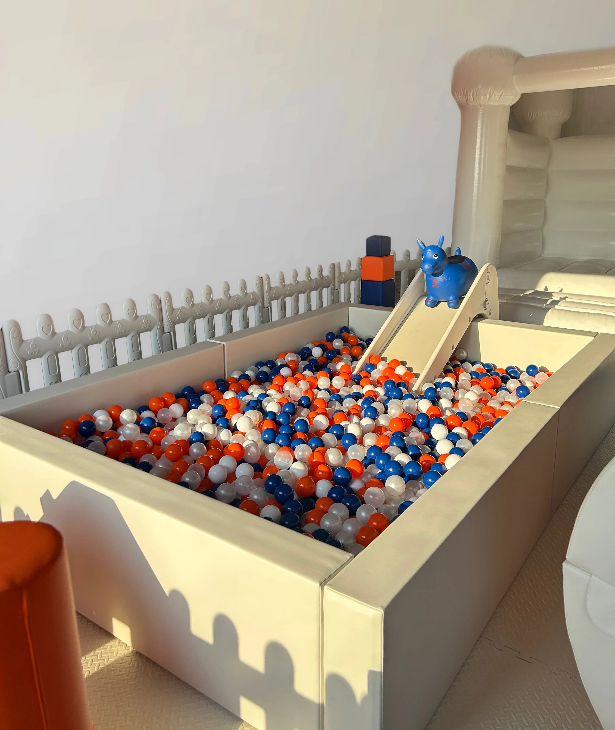 Chicago's Luxury Soft Play Rentals, Ball Pits and Bouncy House Rentals