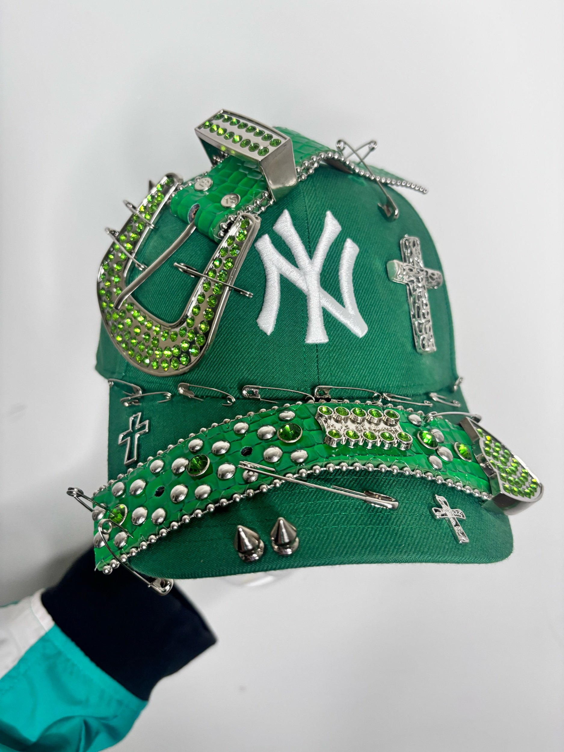 Store 2 — Heart Break