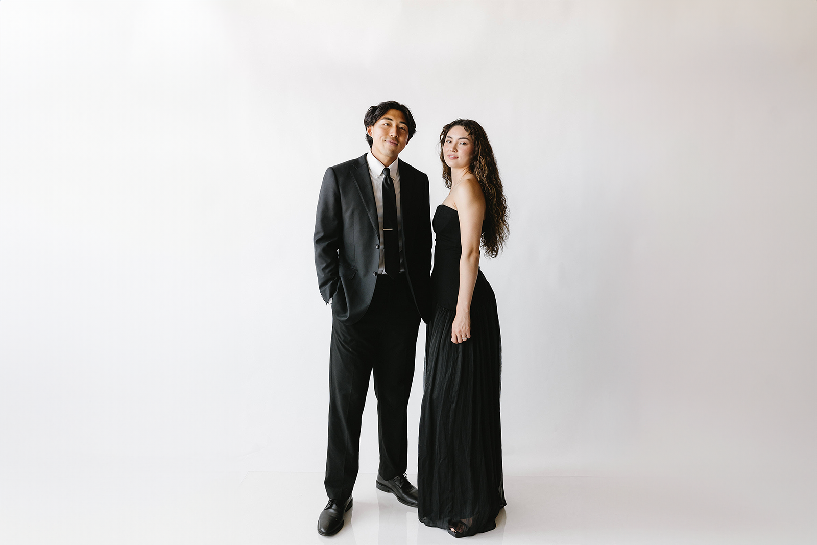 Modern Photo Booth Rental Southern California | Perfect Capture Booth