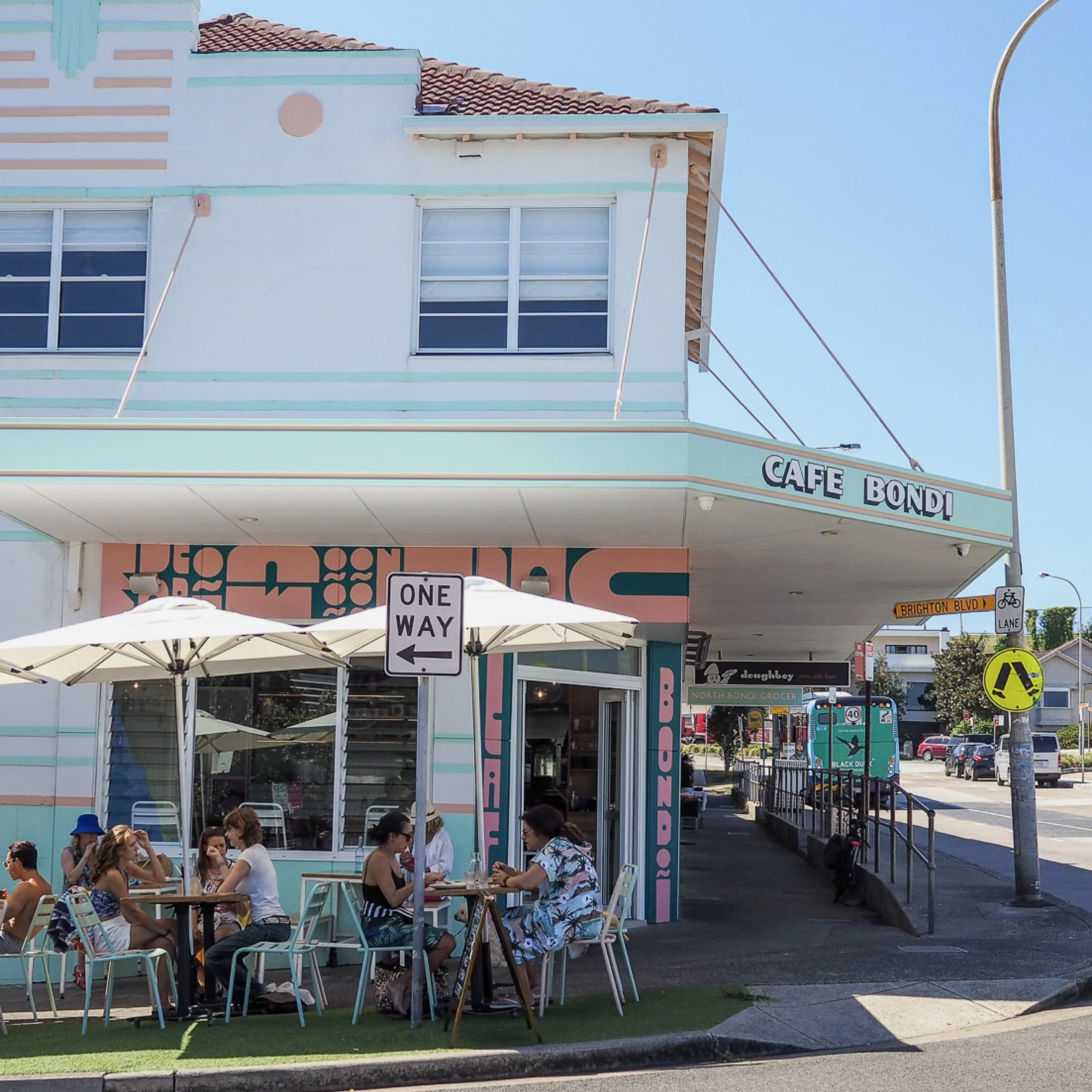Welcome to Cafe Bondi
