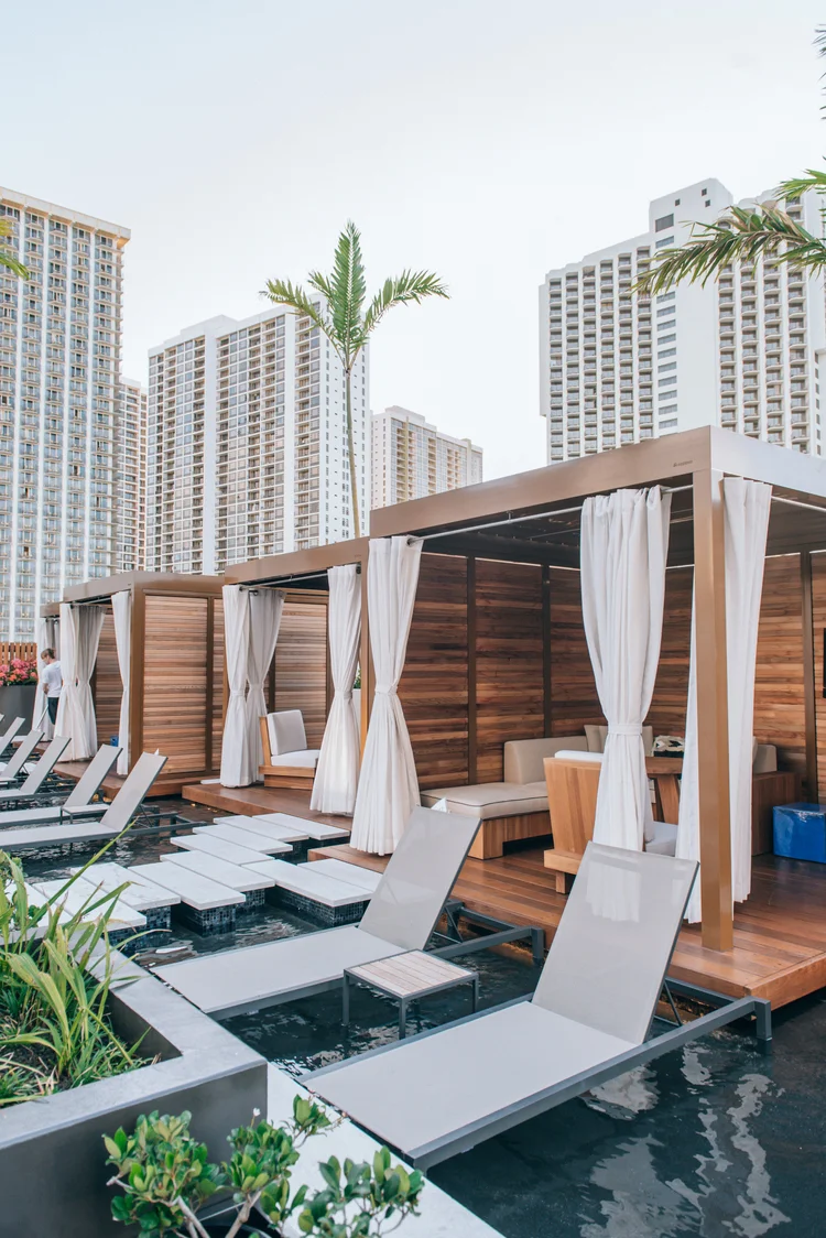Alohilani Resort Waikiki Beach — By Lisa Linh