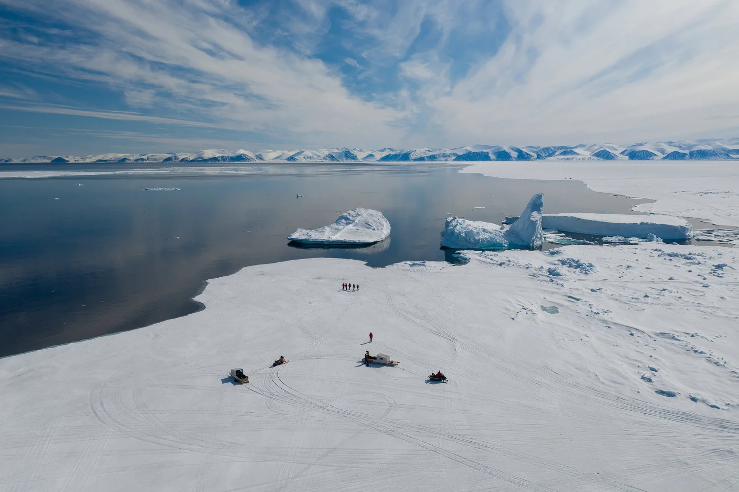 Travel Nunavut Experiences