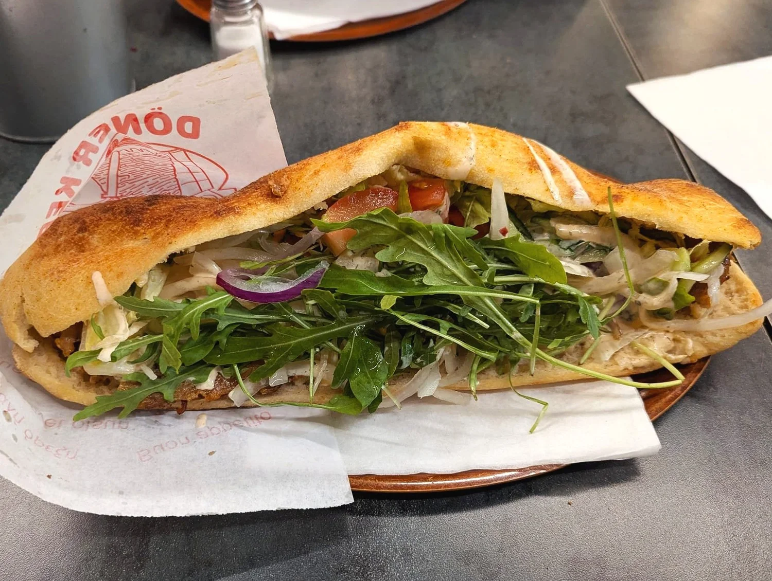 Tonbul-Döner in Frankfurt - Groß, lecker und jeden Cent wert ...