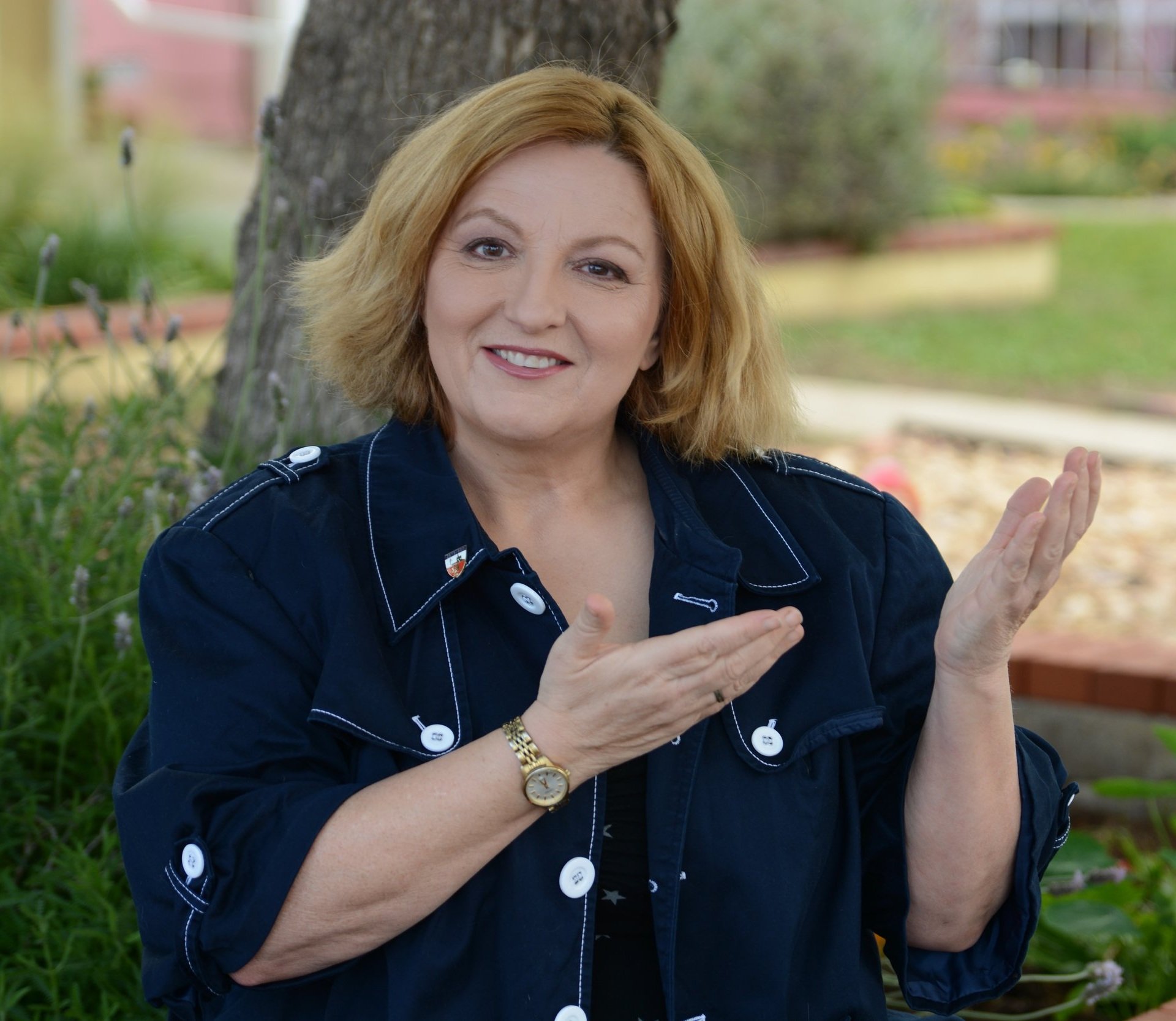 SPECIALS — Jackie Kashian