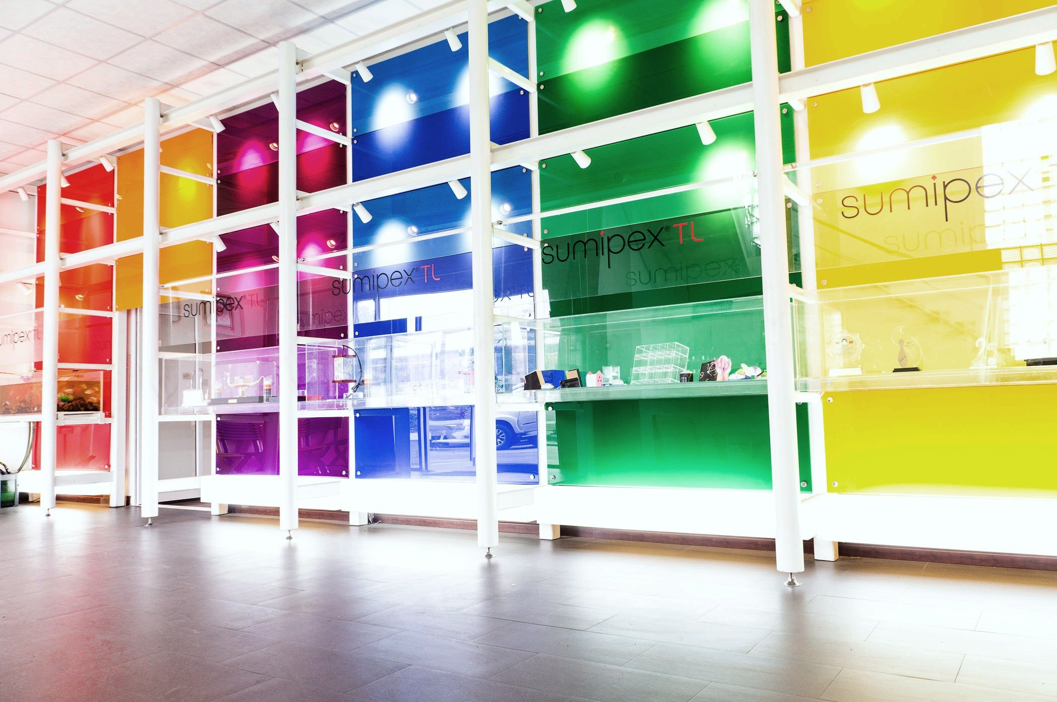 Cosmo TL - Sumipex Cast Acrylic Sheets