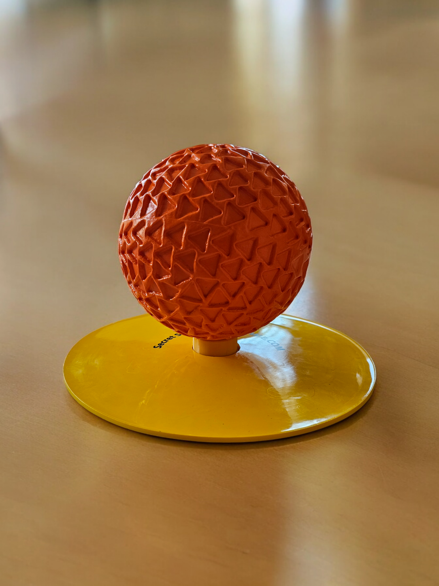 SECRET SPOTS WITH BALL HOLDER — Home