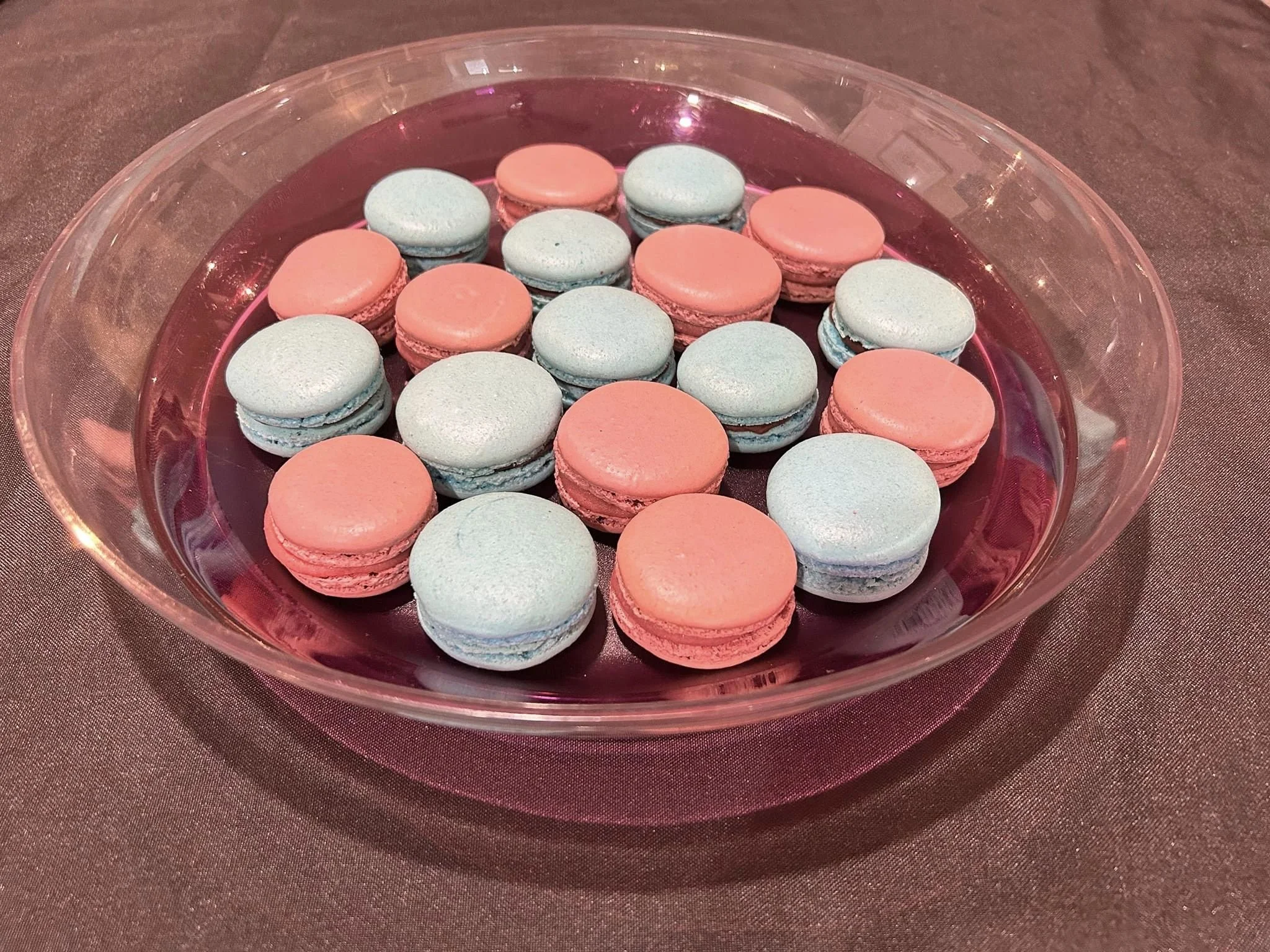 Cupcakes, Stuffed Cookies and Macarons