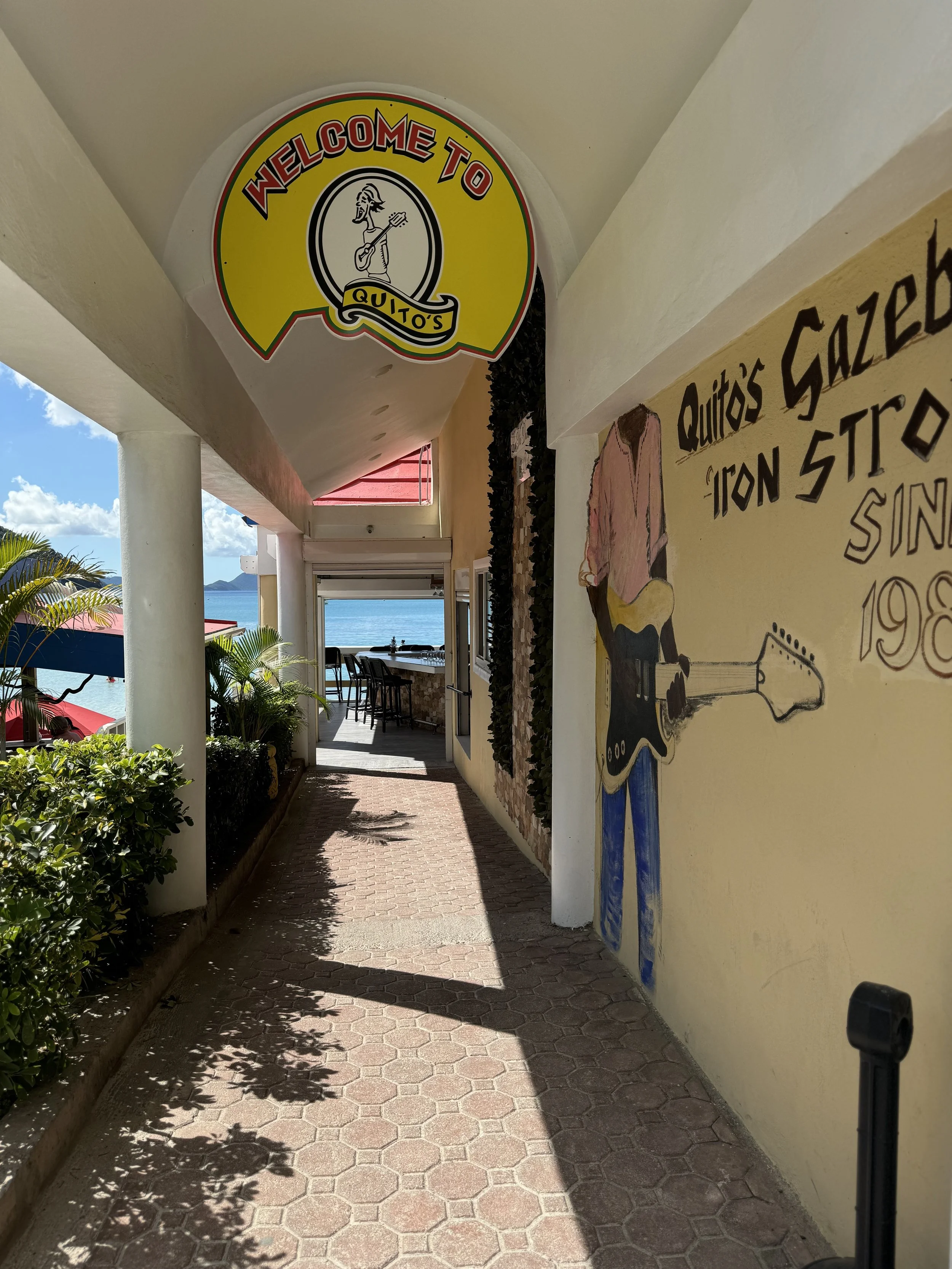 Quito´s Gazebo — Quito's Gazebo & Luxury Inn