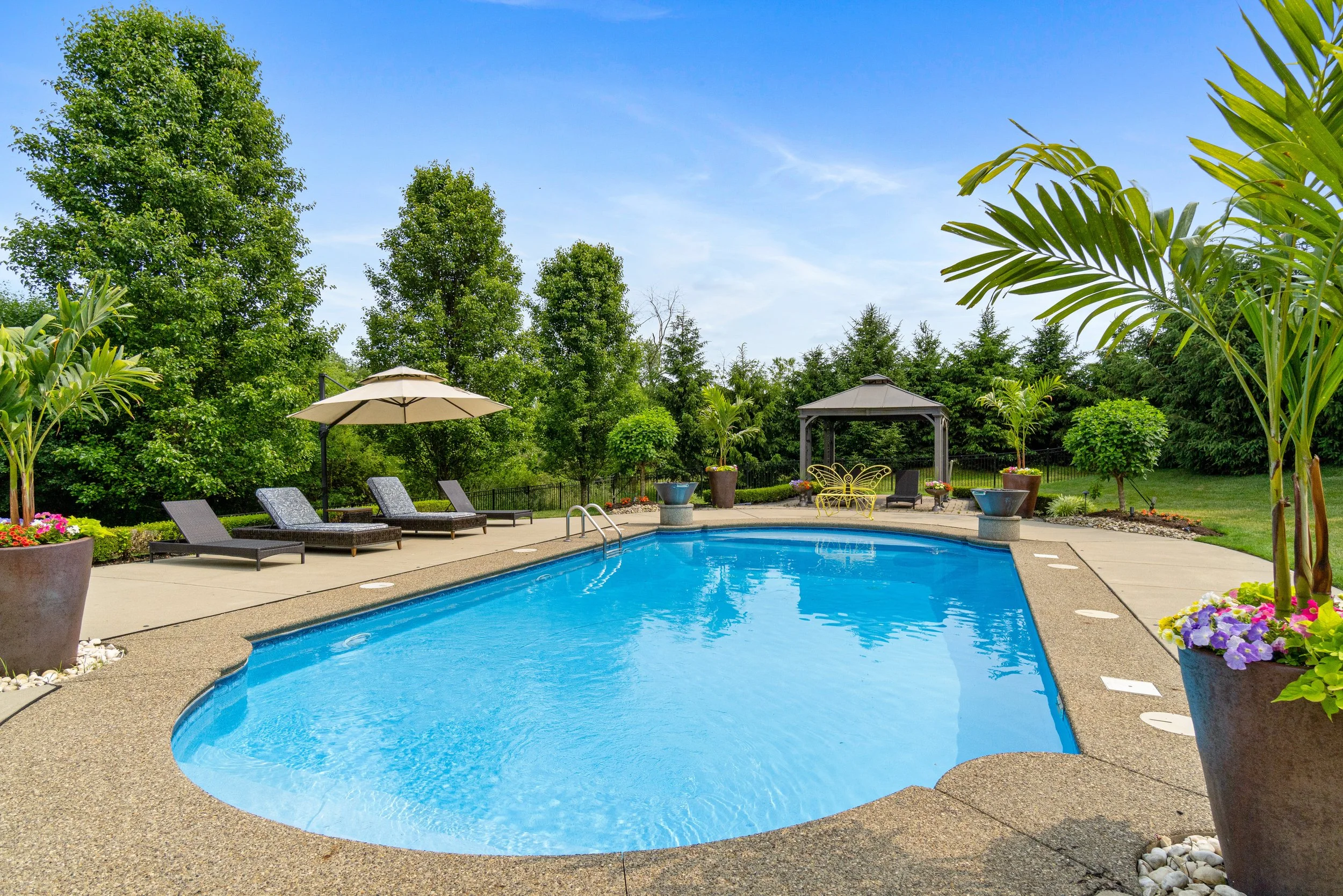 The Michelle Sager Group at Compass RE