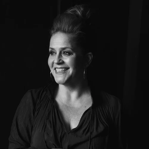 PRESSKIT — Michelle Nicolle - Jazz Vocalist