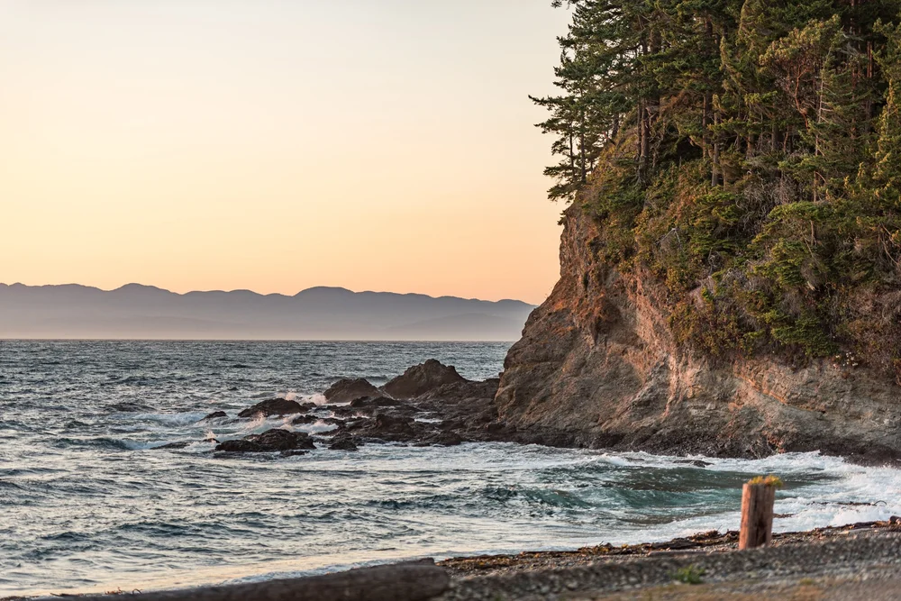 Agate Beach Lodge — Agate Beach Lodge