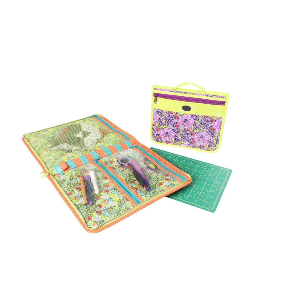 By Annie: Simple Sew Wallet — Tuesday's Child Fabrics