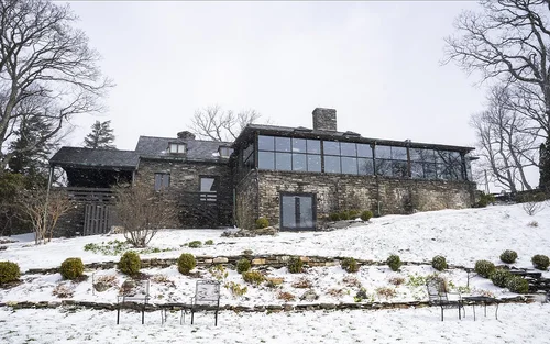 Hotel — Gideon Ridge Inn