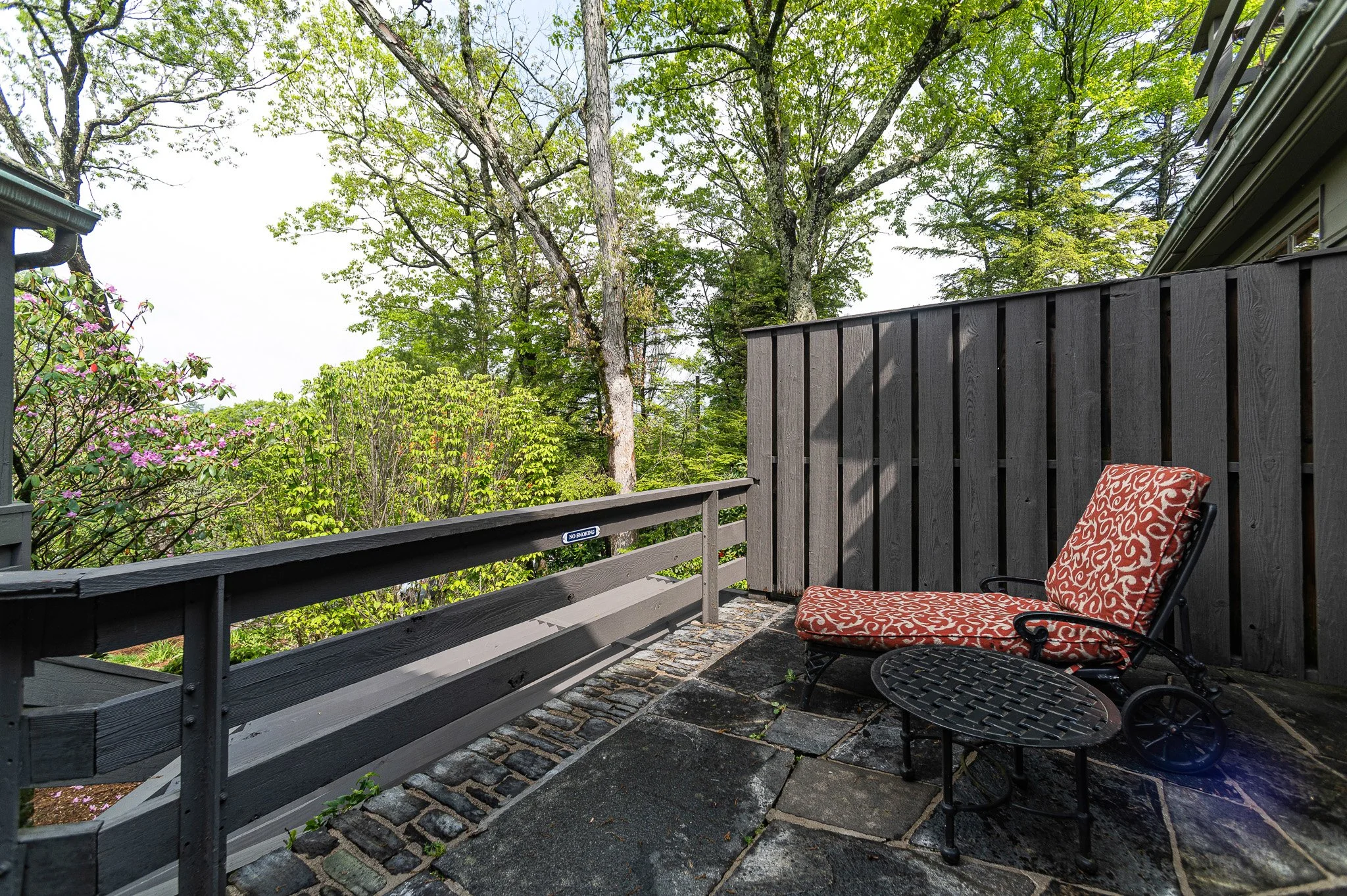 Colonial — Gideon Ridge Inn