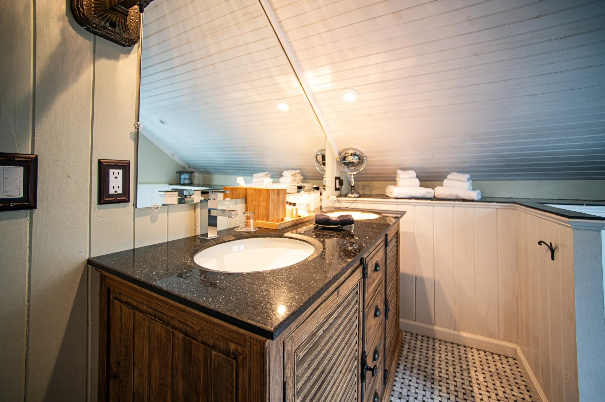 Studio — Gideon Ridge Inn