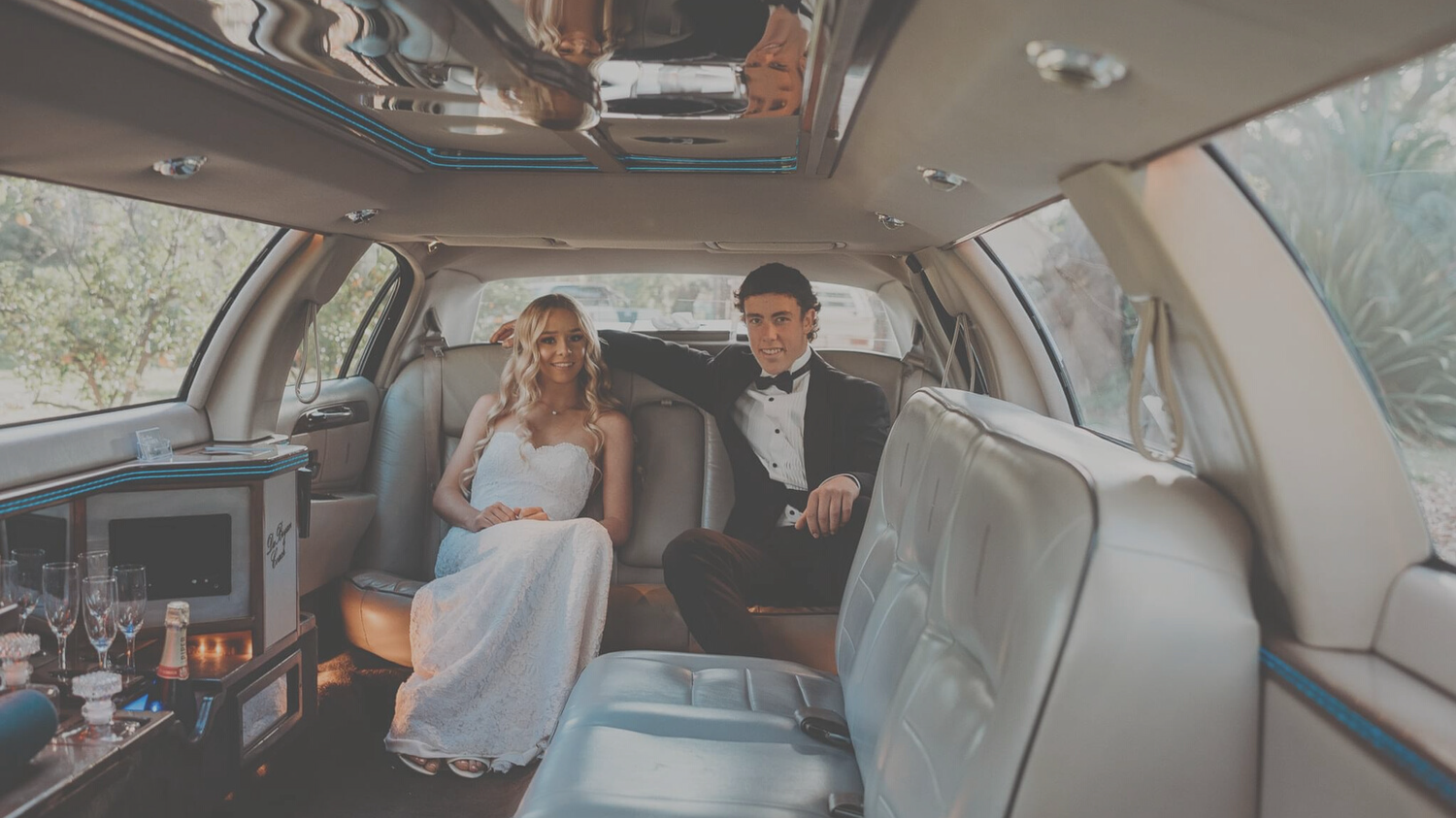 Echuca-Moama Limousine Services . We deliver a quality service for all ...
