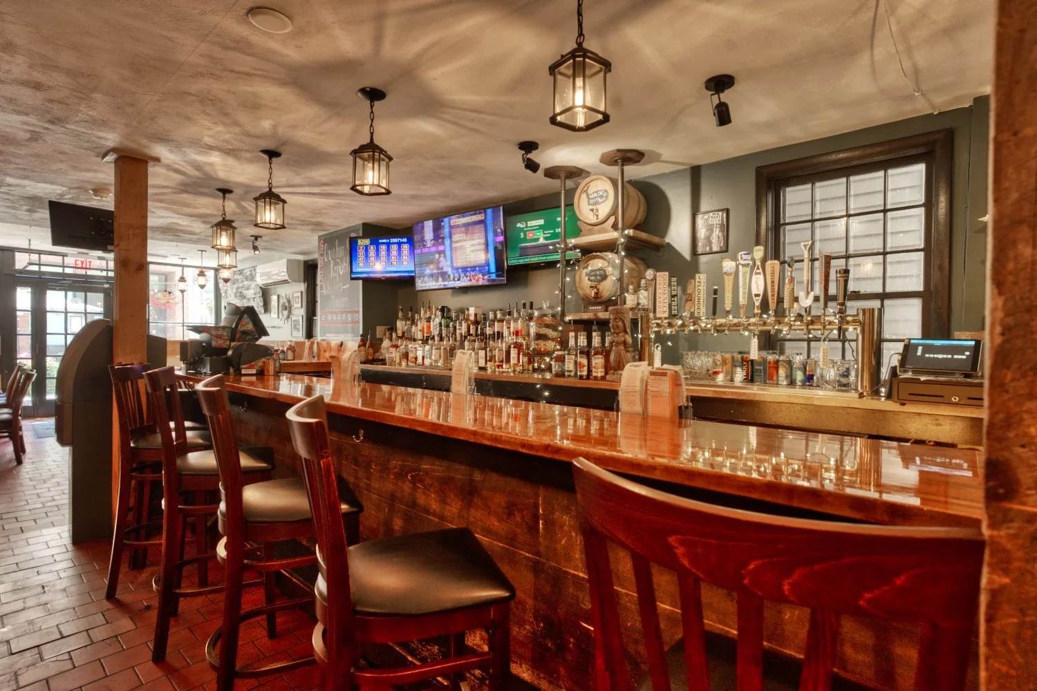 Quahog Republic Whaler's Tavern | New Bedford, MA — Quahog Republic