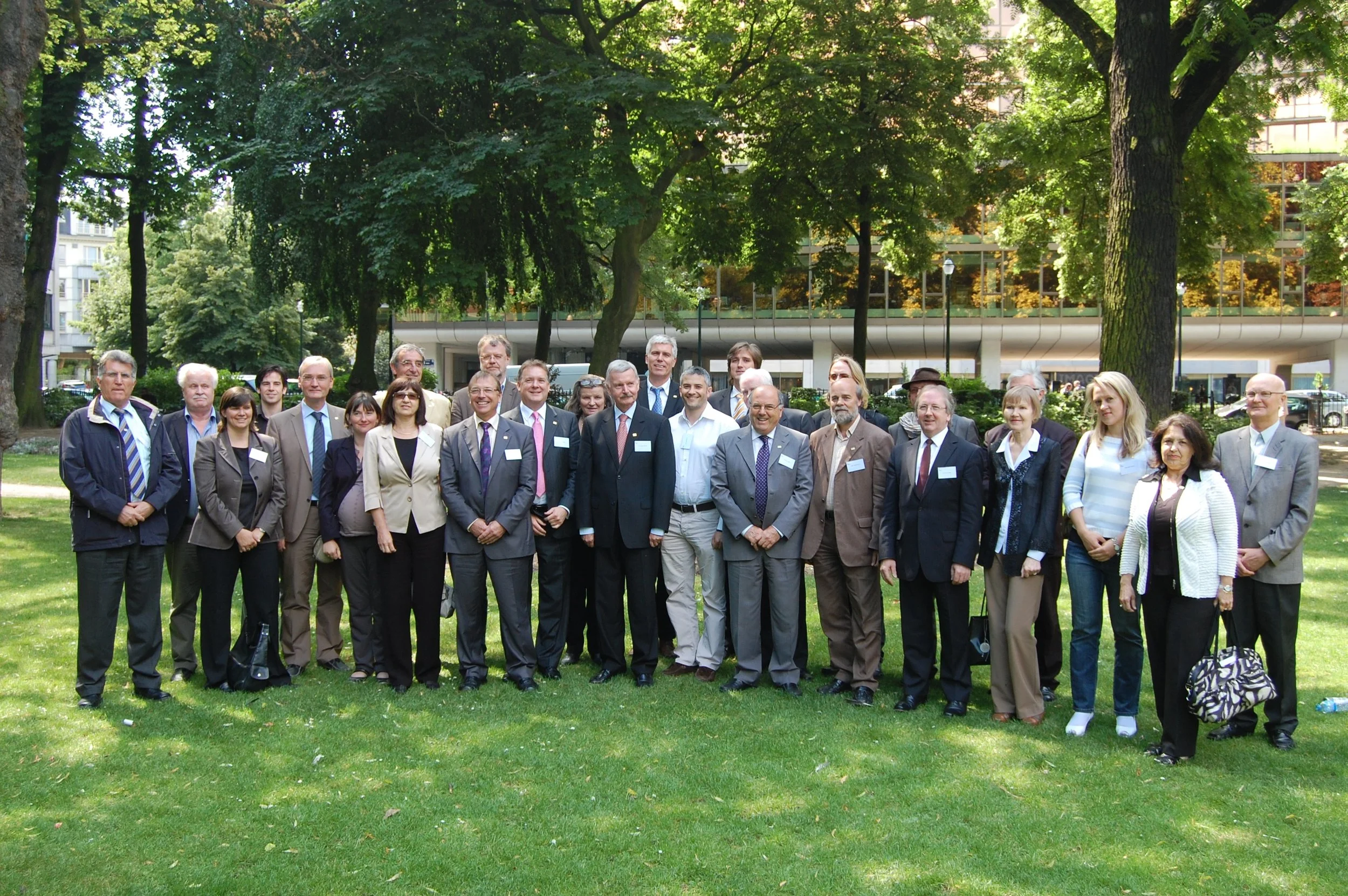 Über Prof. Maier — Prof. Dr. Lothar Maier