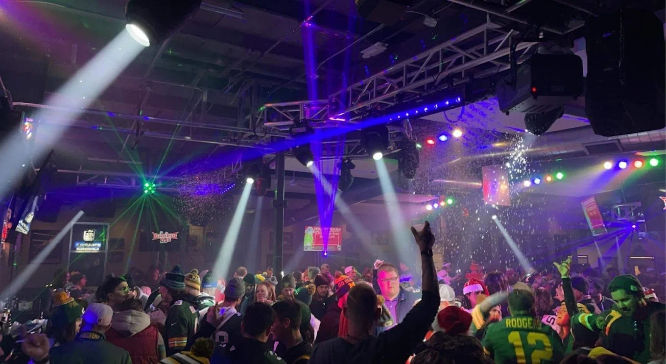 WEEKLY EVENTS — Stadium View Sports Bar, Restaurant, & Event Halls