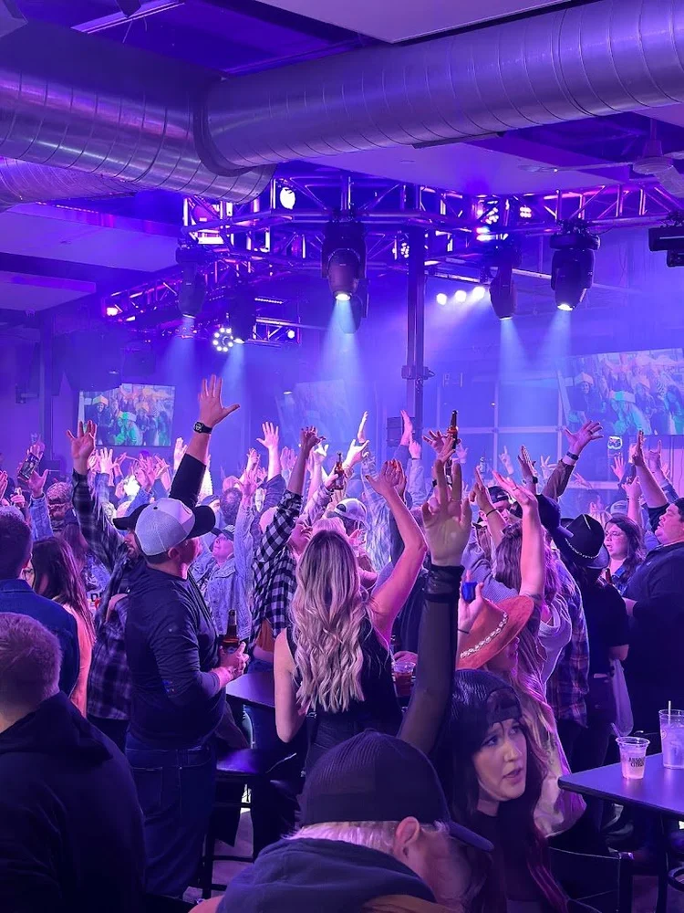 WEEKLY EVENTS — Stadium View Sports Bar, Restaurant, & Event Halls