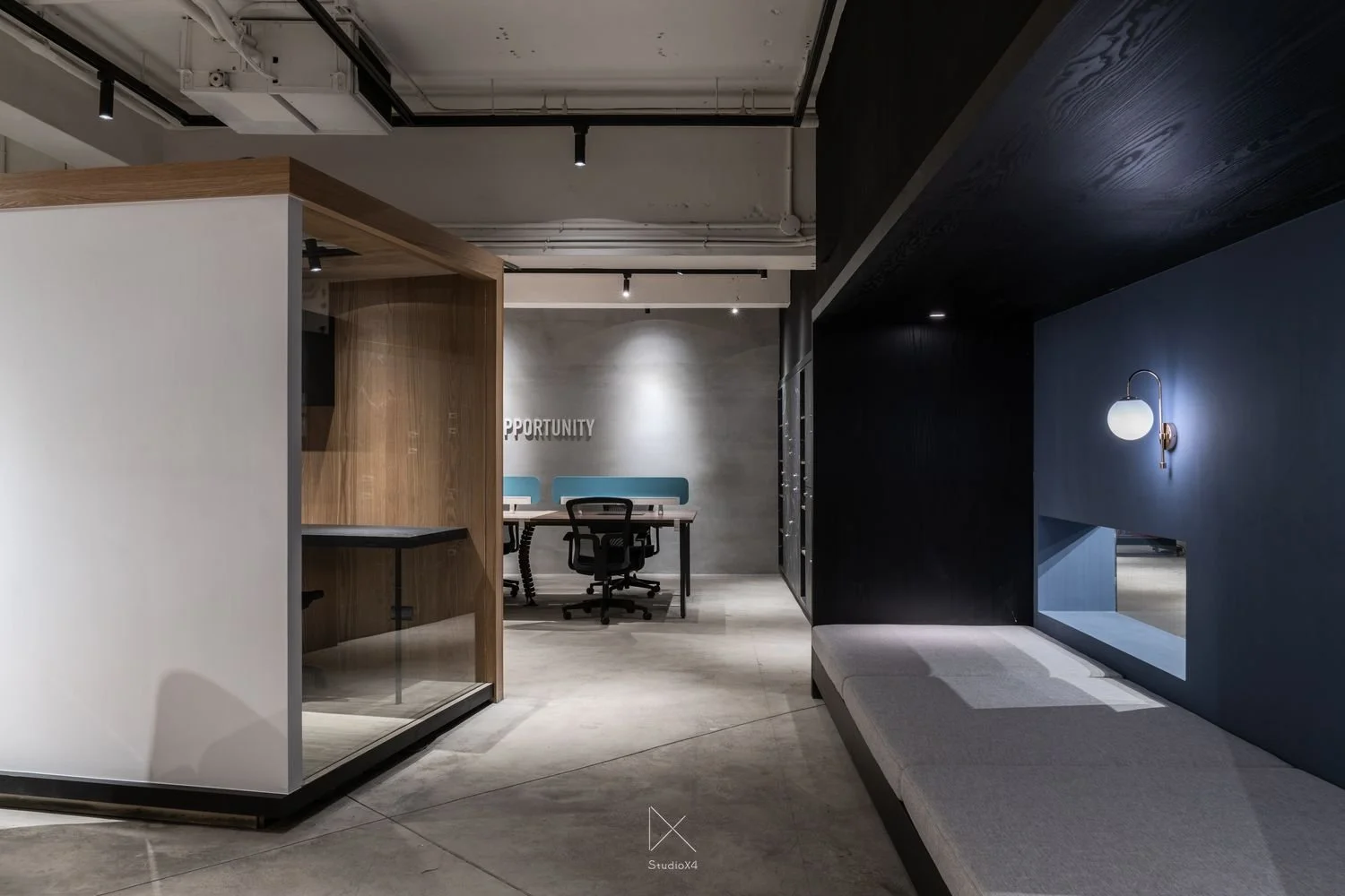 DOTEL：板橋共享辦公室｜乘四建築師事務所 — StudioX4