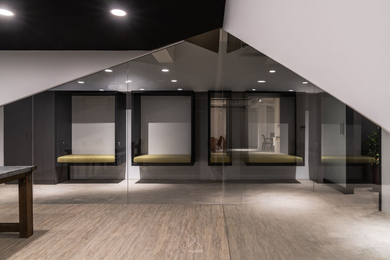 DOTEL：板橋共享辦公室｜乘四建築師事務所 — StudioX4