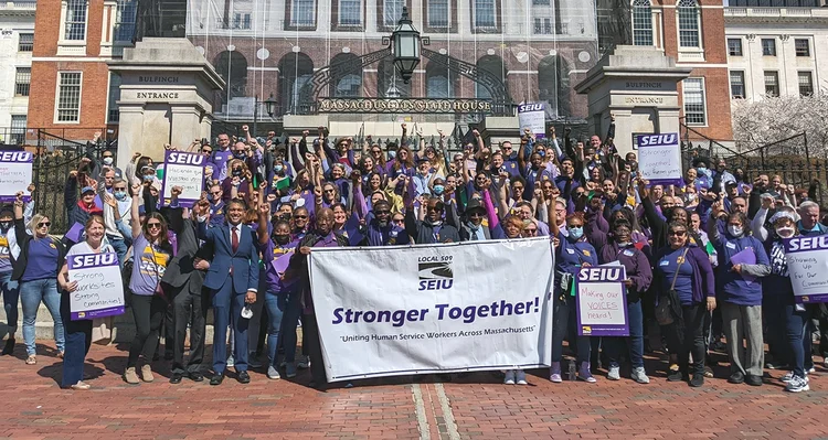 SEIU Local 509 Annual Scholarship Program: $5,000 Tuition Awards for ...