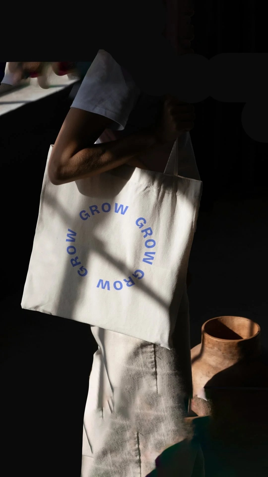 Contact — Hutch & Co.