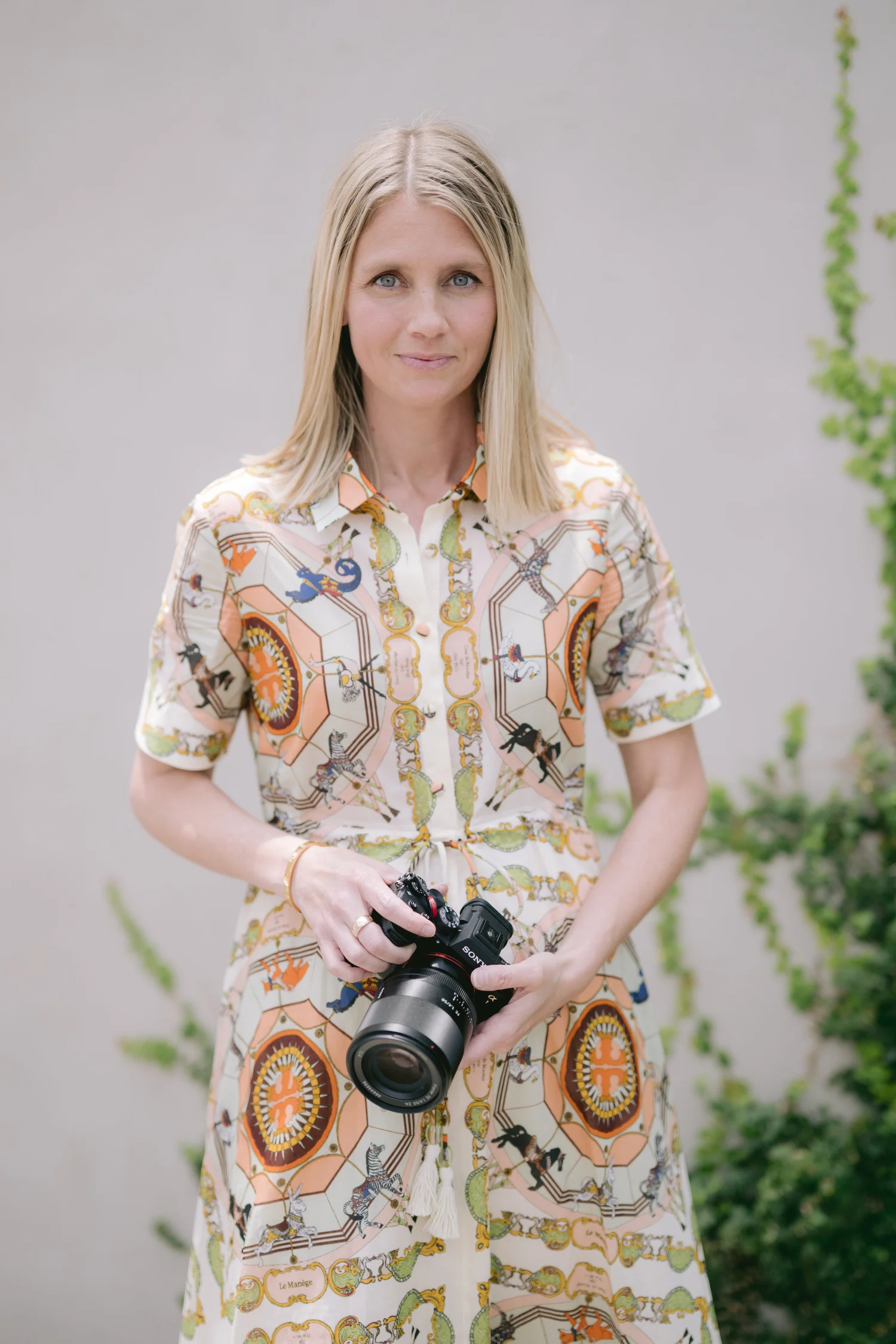 About | Capture Moments, Book Now — Luxury Wedding Photographer