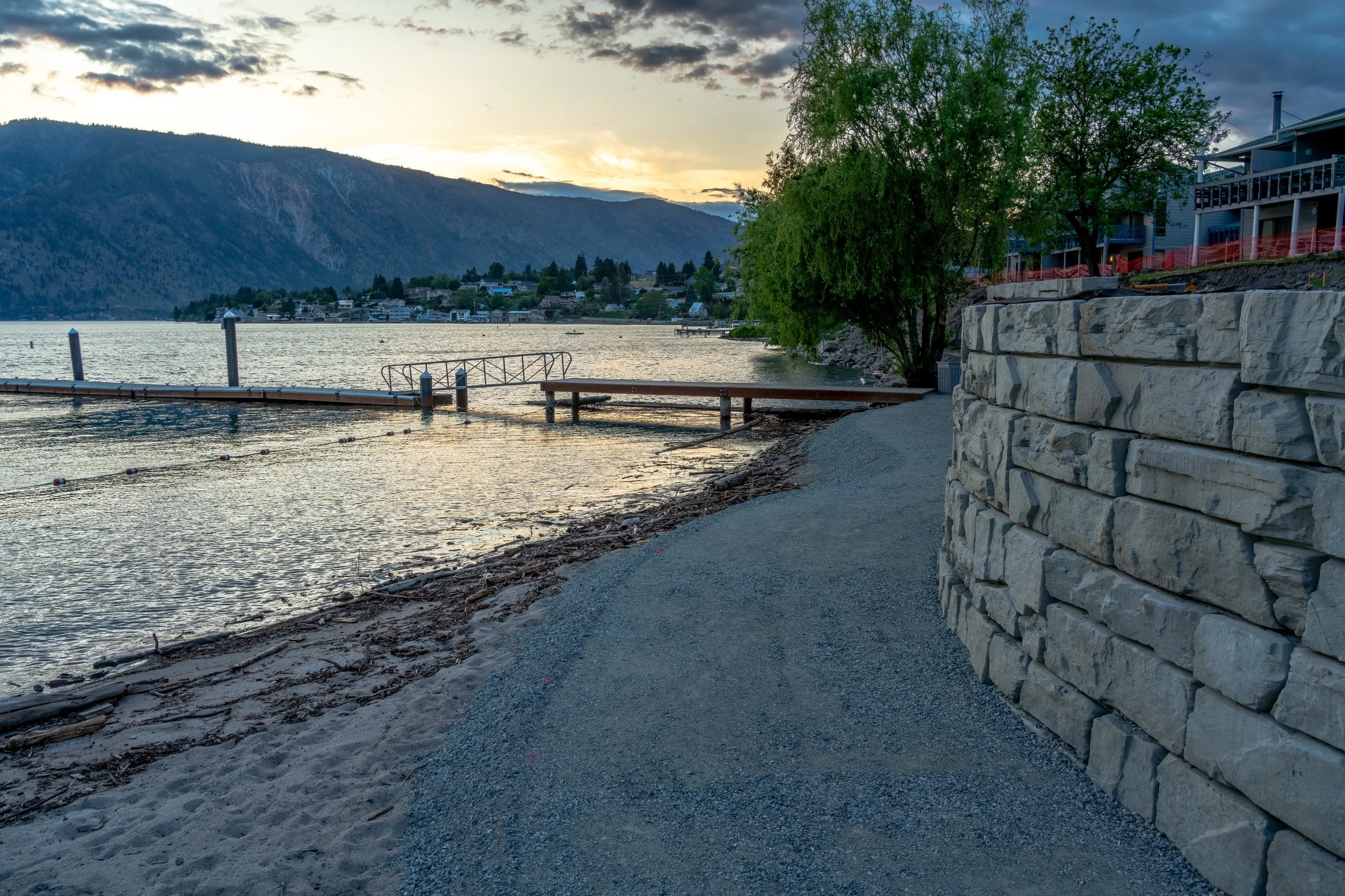 Yacinde at Wapato Point