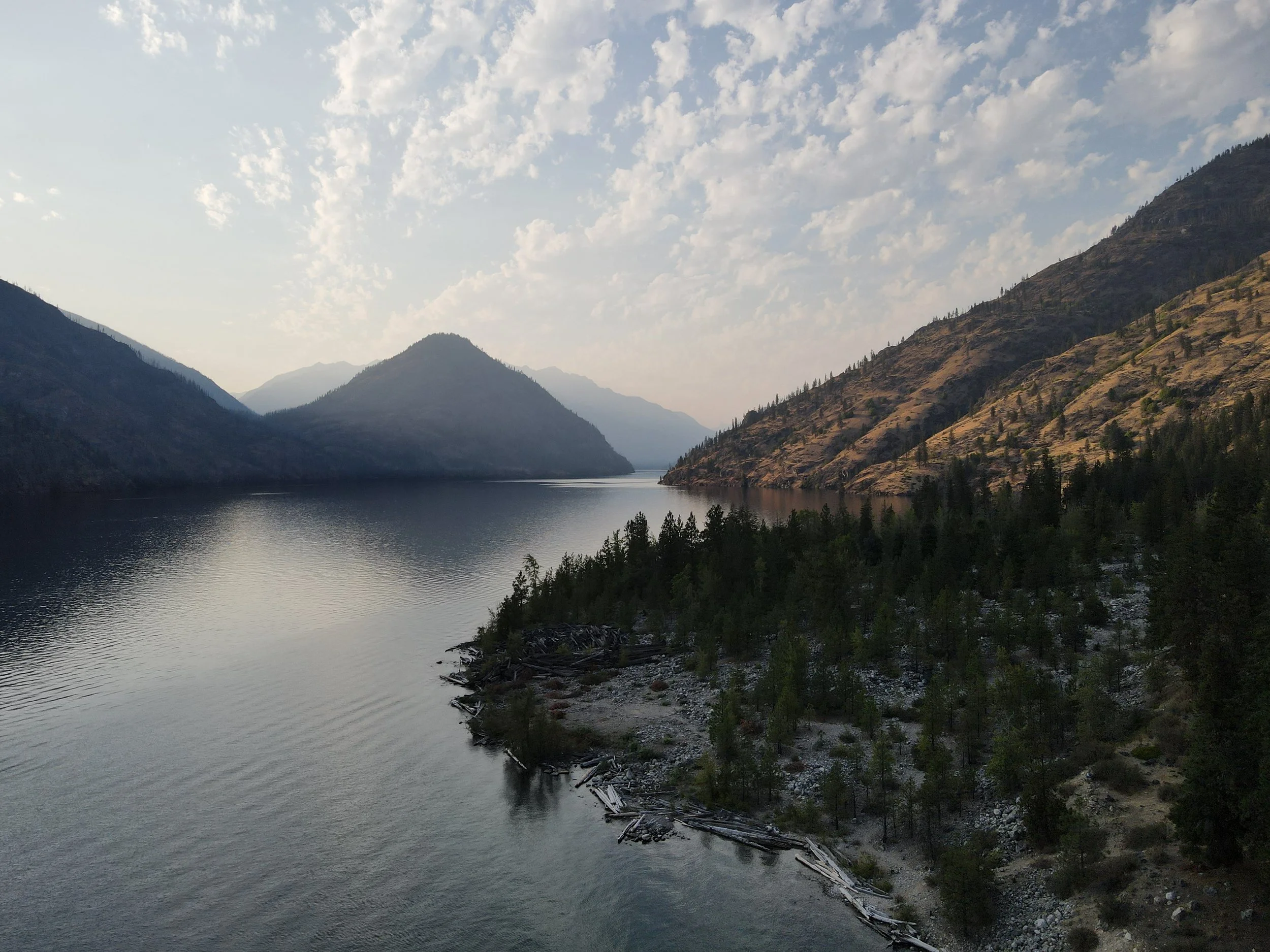 Waterfront Condominiums for sale Lake Chelan Washington — Yacinde at ...