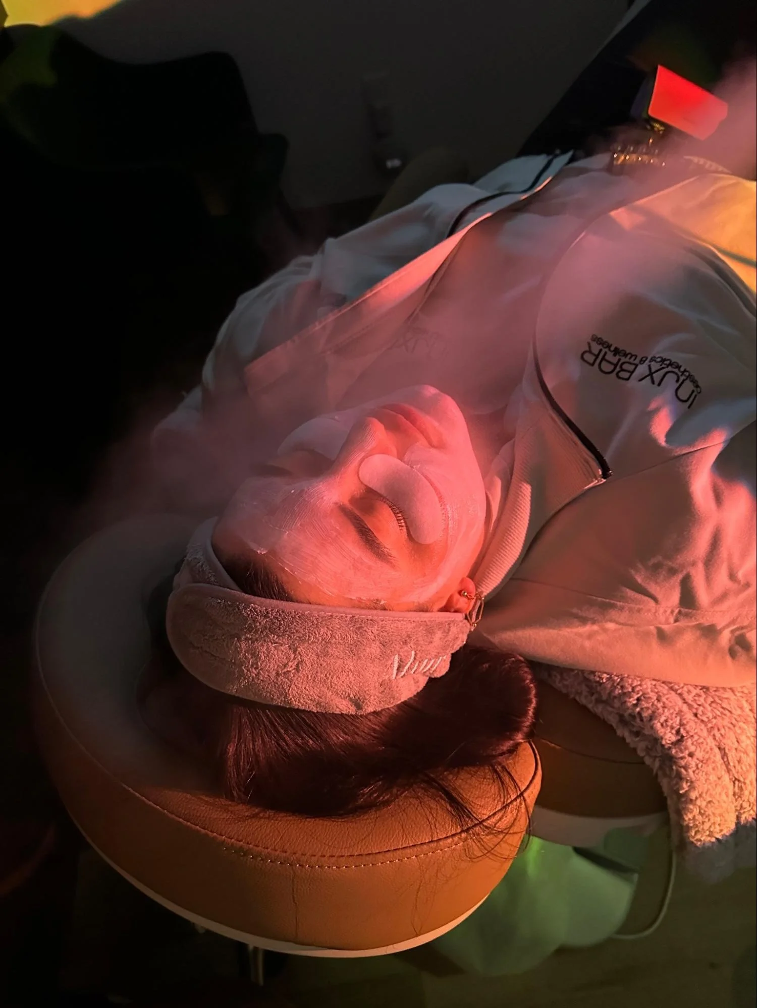 Customized Signature Facial Treatment in Peoria, AZ | Injx Bar