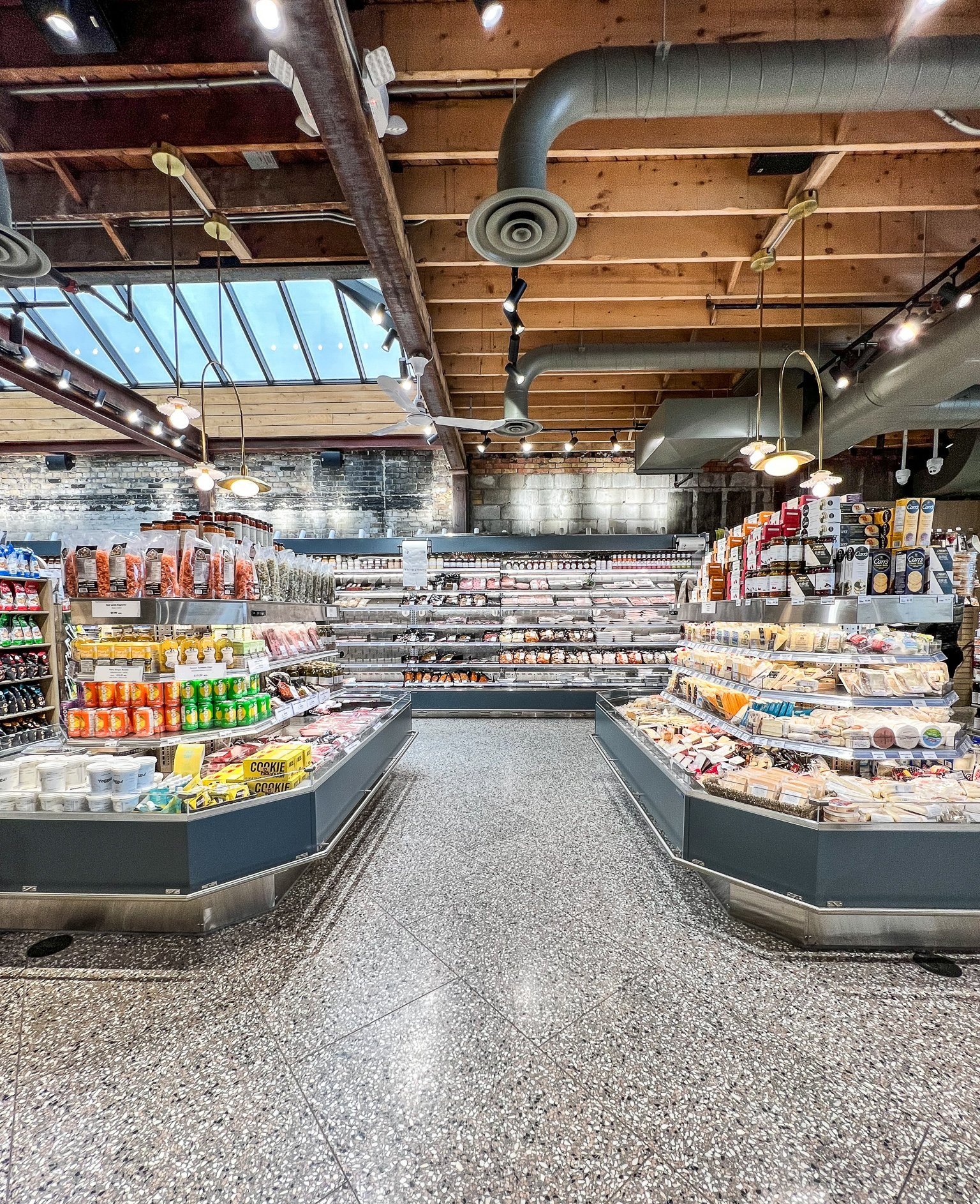 Locations — SUMMERHILL MARKET