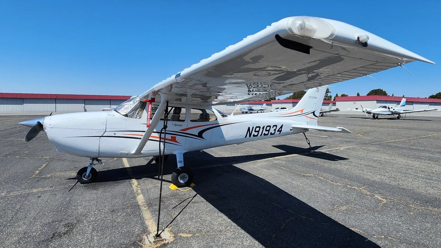 Cessna 152 & 172 — California Airways