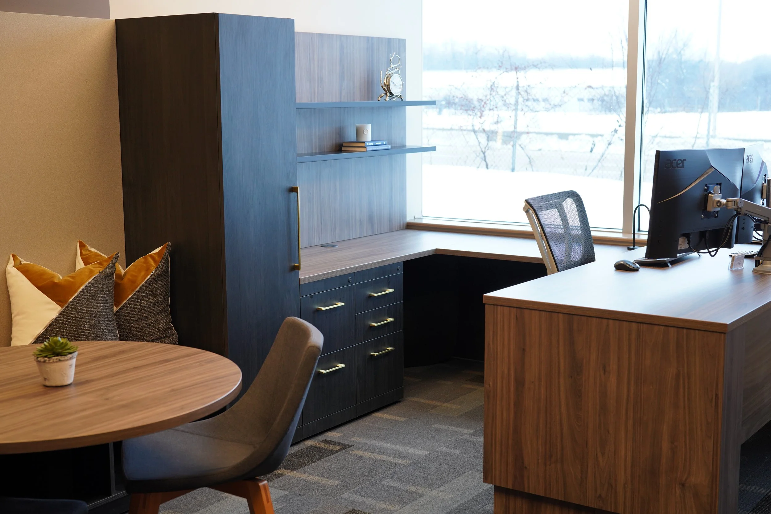 Commercial Office Desks — Rieke Interiors