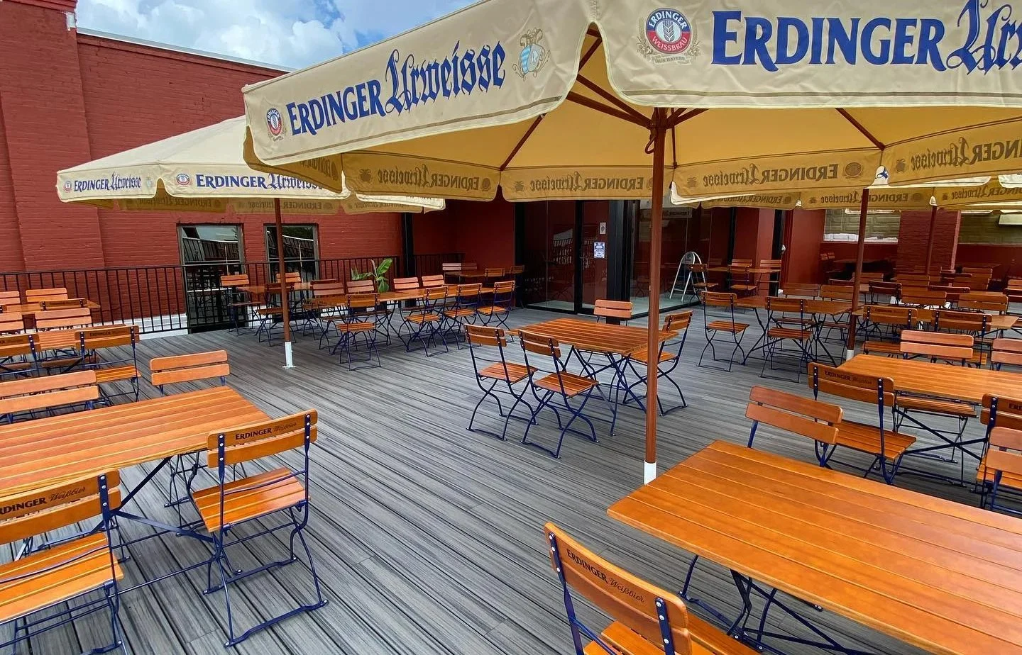 Hours — Hollerbach's