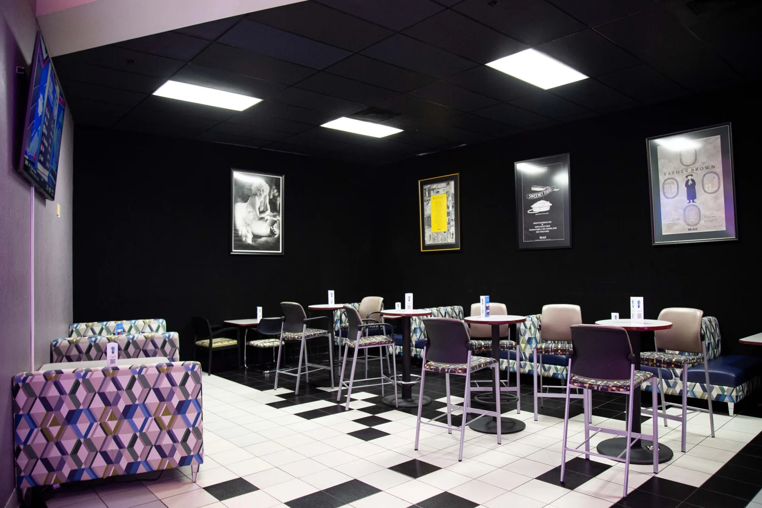 Oaks Center Cinema | Movie Theater in Oaks, PA