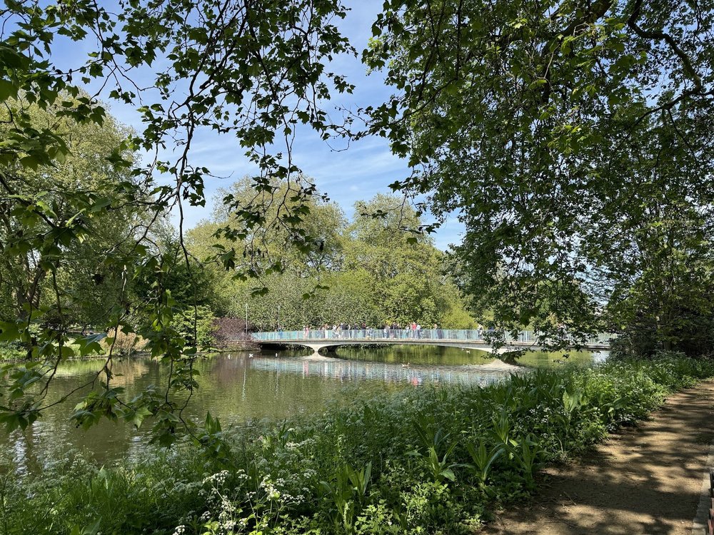 Lots to Love about London — Tastes & Treks