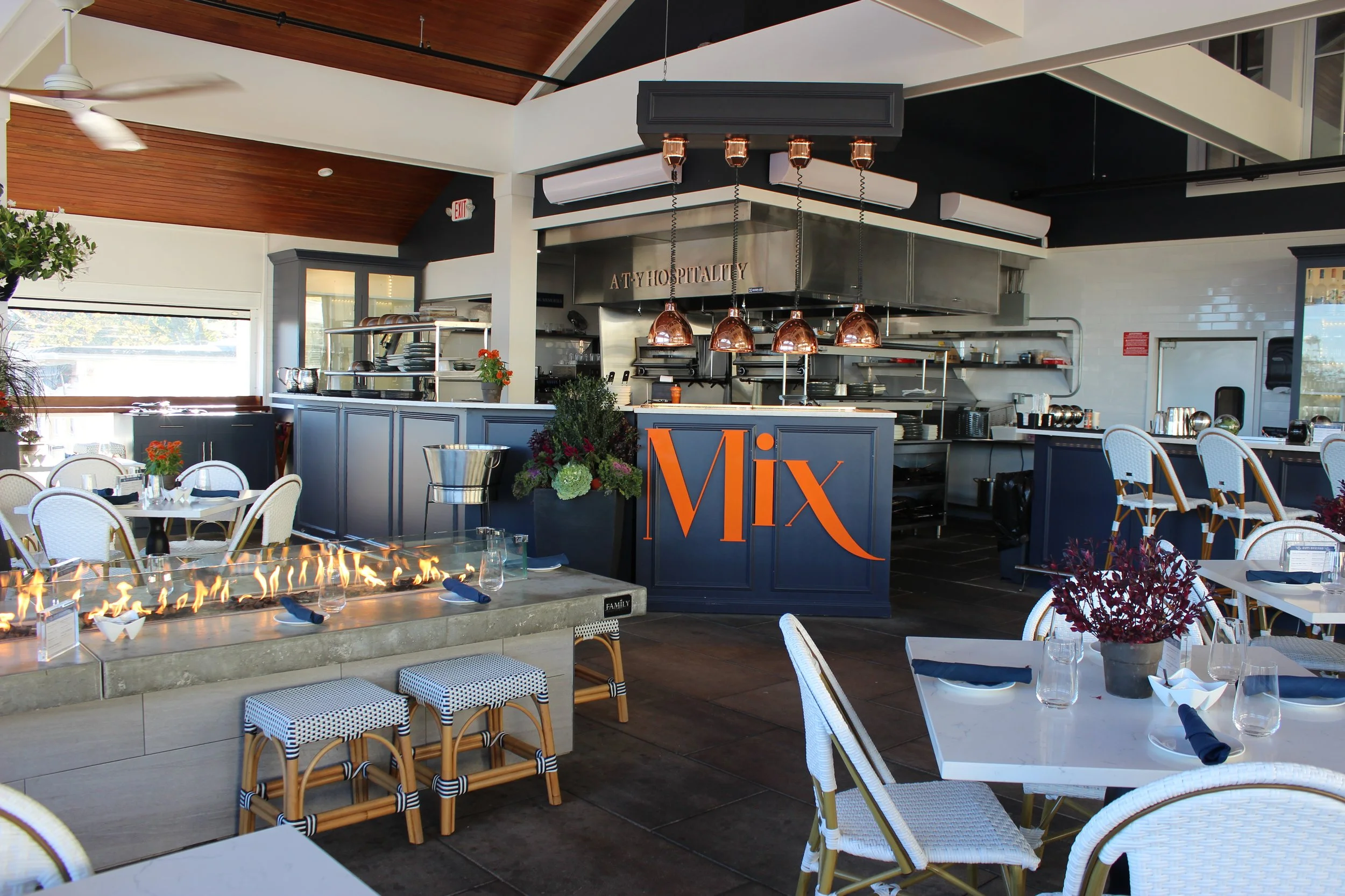 Mix Rooftop Restaurant & Bar