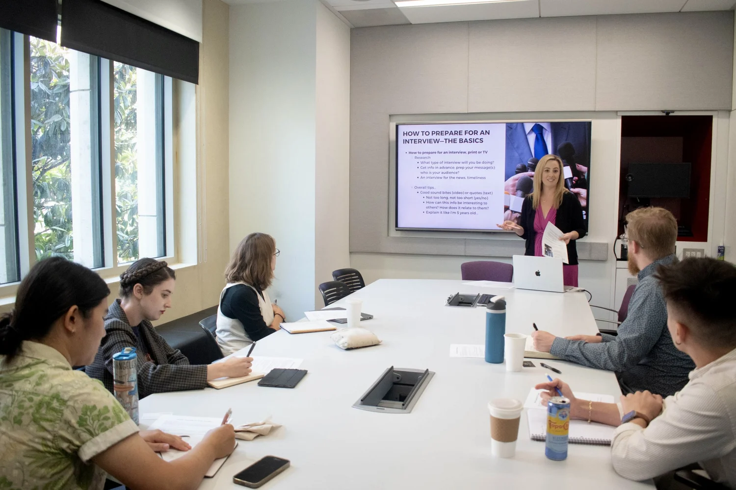 MEDIA CONSULTING COACHES