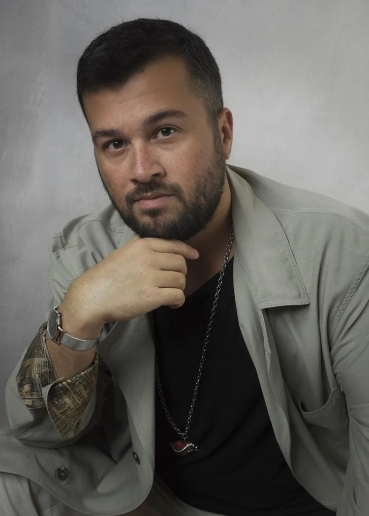 Alptekin Top: A Distinguished Journalist and Respected Movie Critic ...