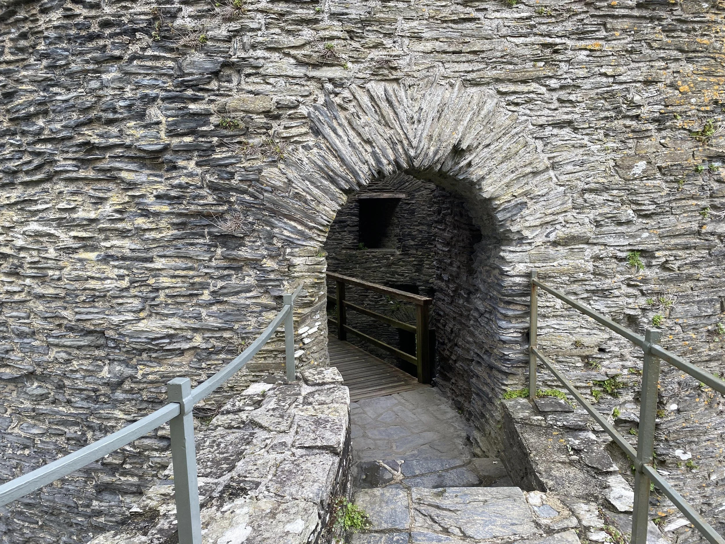Cilgerran Castle | The Welsh Castle Database — Castle Crawl Cymru