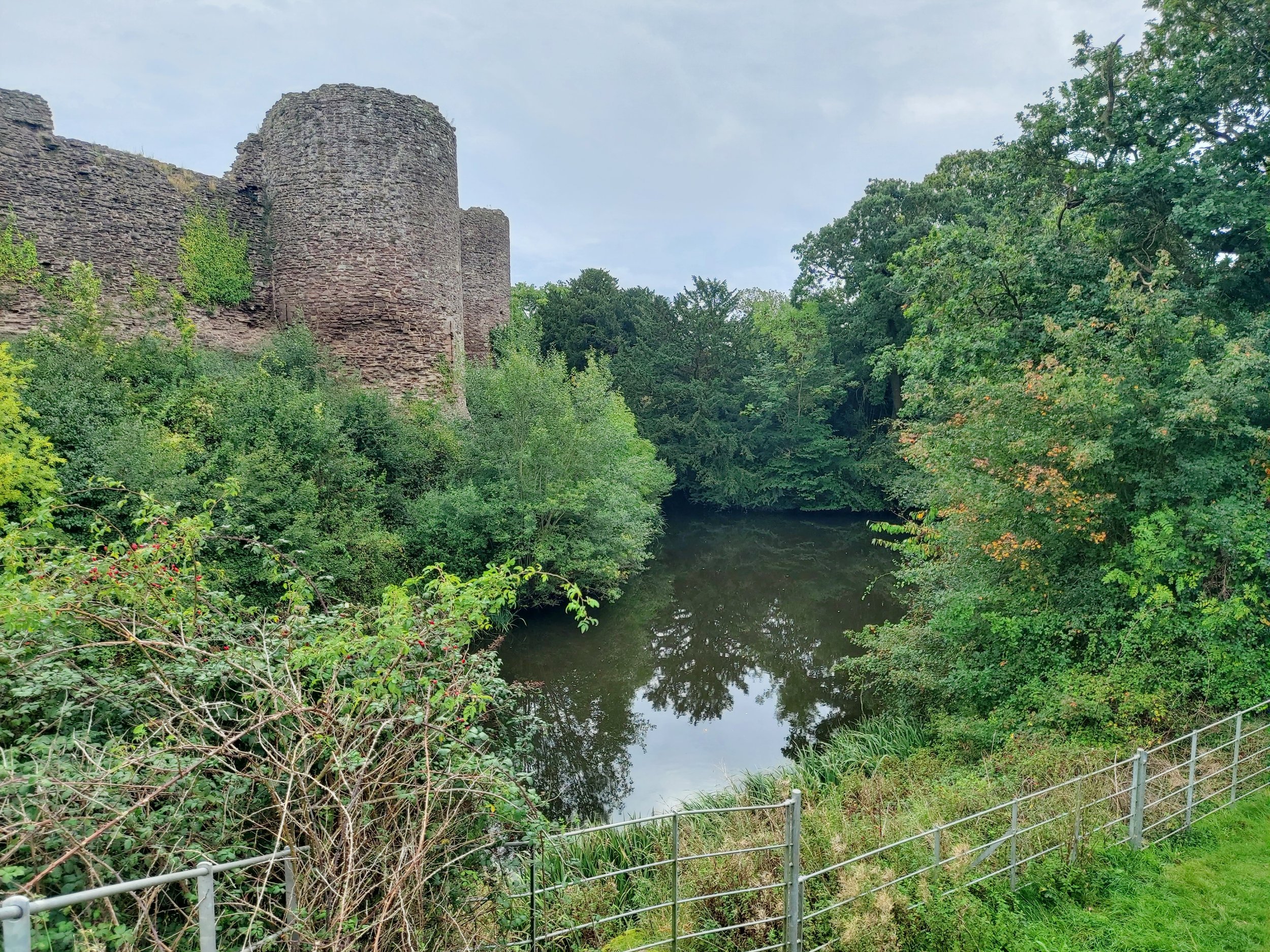 White Castle | Visit Welsh Castles — Castle Crawl Cymru