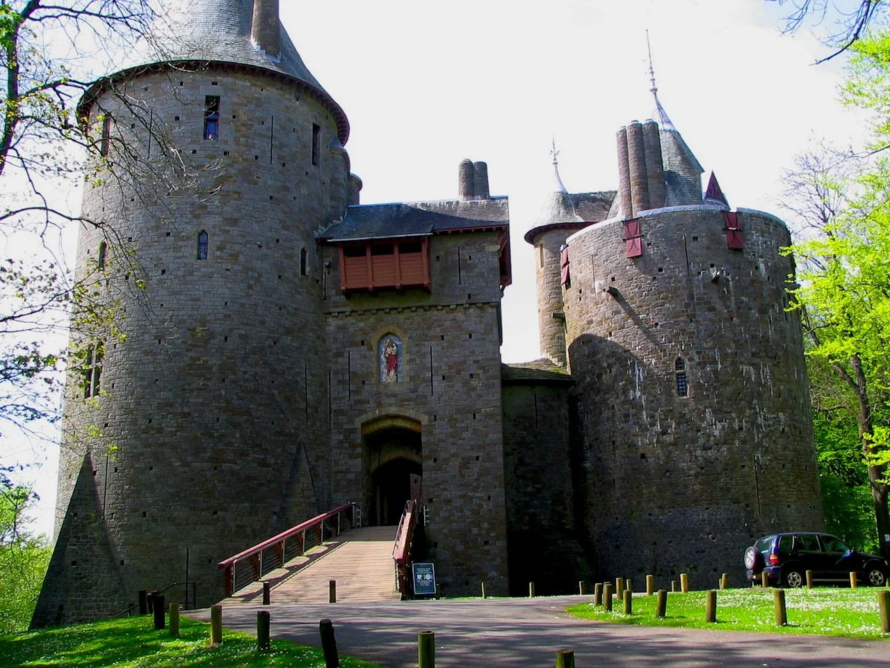 Castell Coch | Visit Welsh Castles — Castle Crawl Cymru