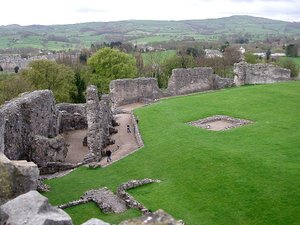 Denbigh Castle | Visit Welsh Castles — Castle Crawl Cymru