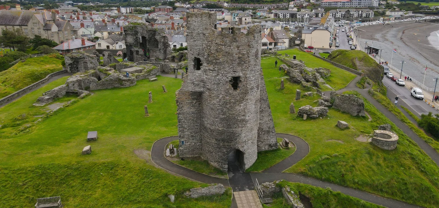 Aberystwyth Castle | Visit Welsh Castles — Castle Crawl Cymru
